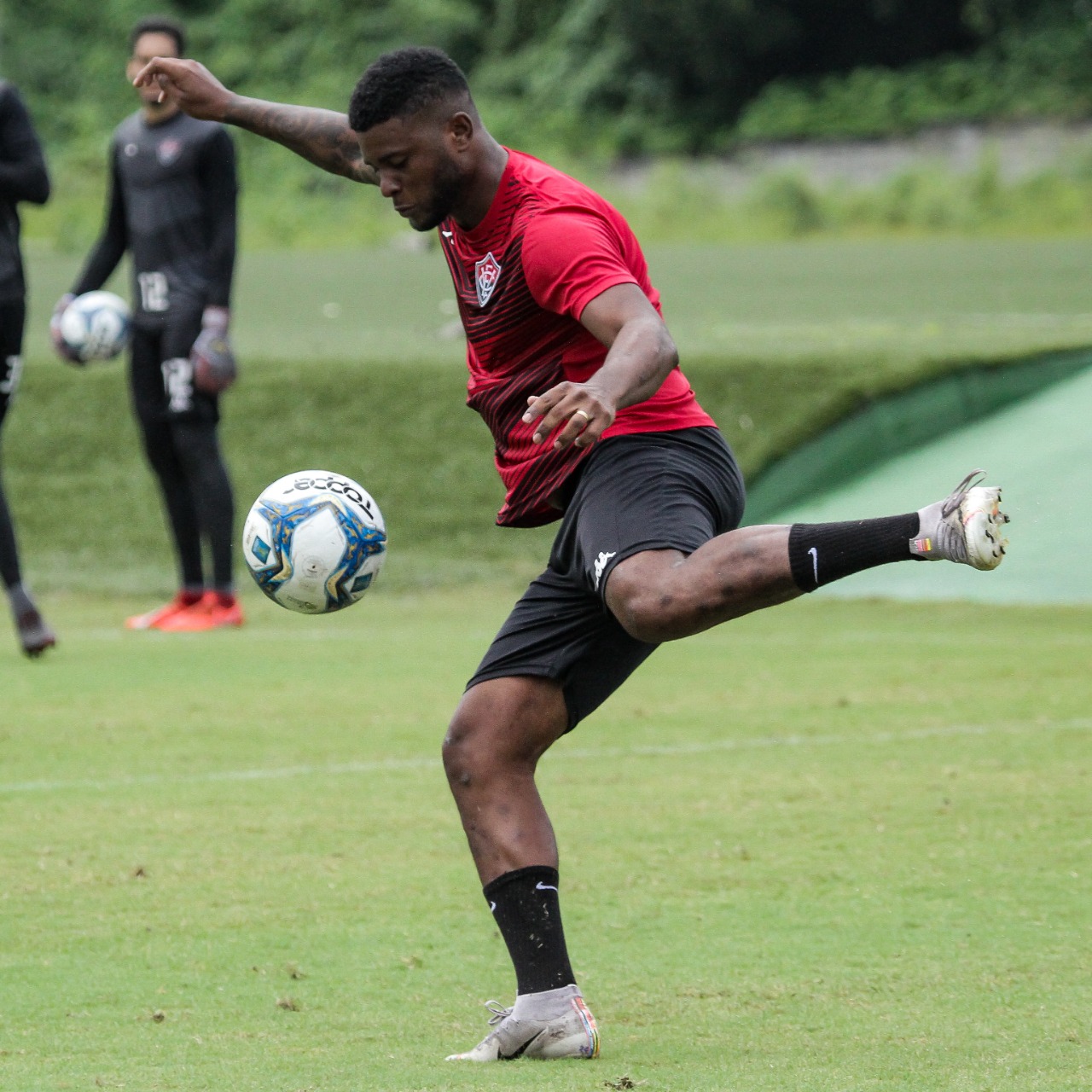 Rafael Carioca comemora gol marcado sobre a Ponte Preta – Arena Rubro-Negra