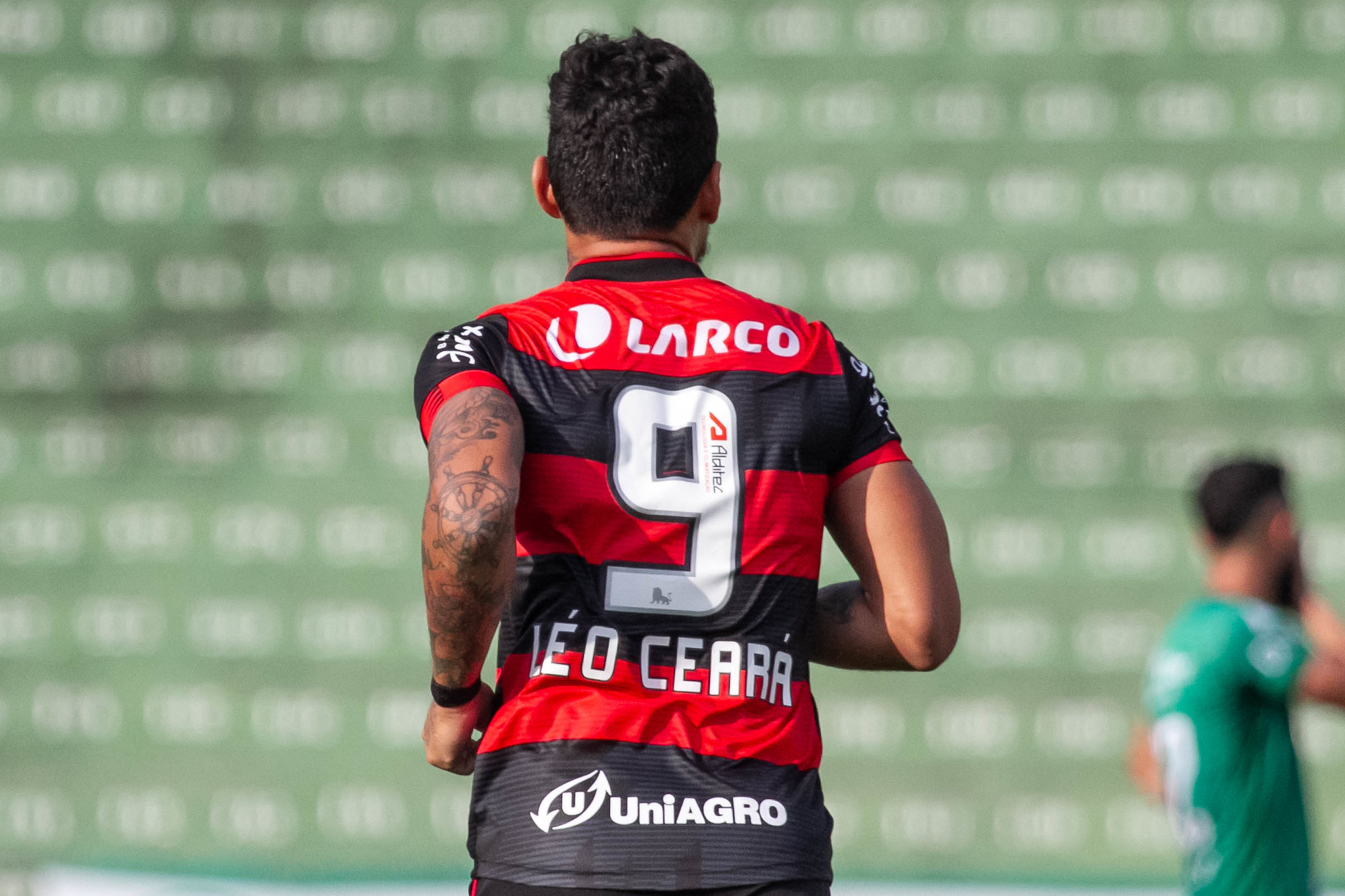 Léo Ceará é anunciado em time japonês – Arena Rubro-Negra