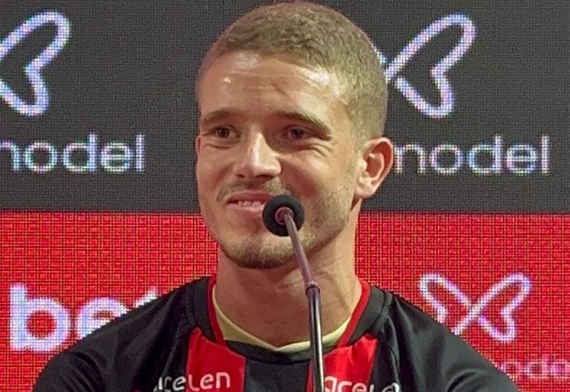 "Tenho que mostrar dentro de campo o meu valor", afirma Léo Naldi