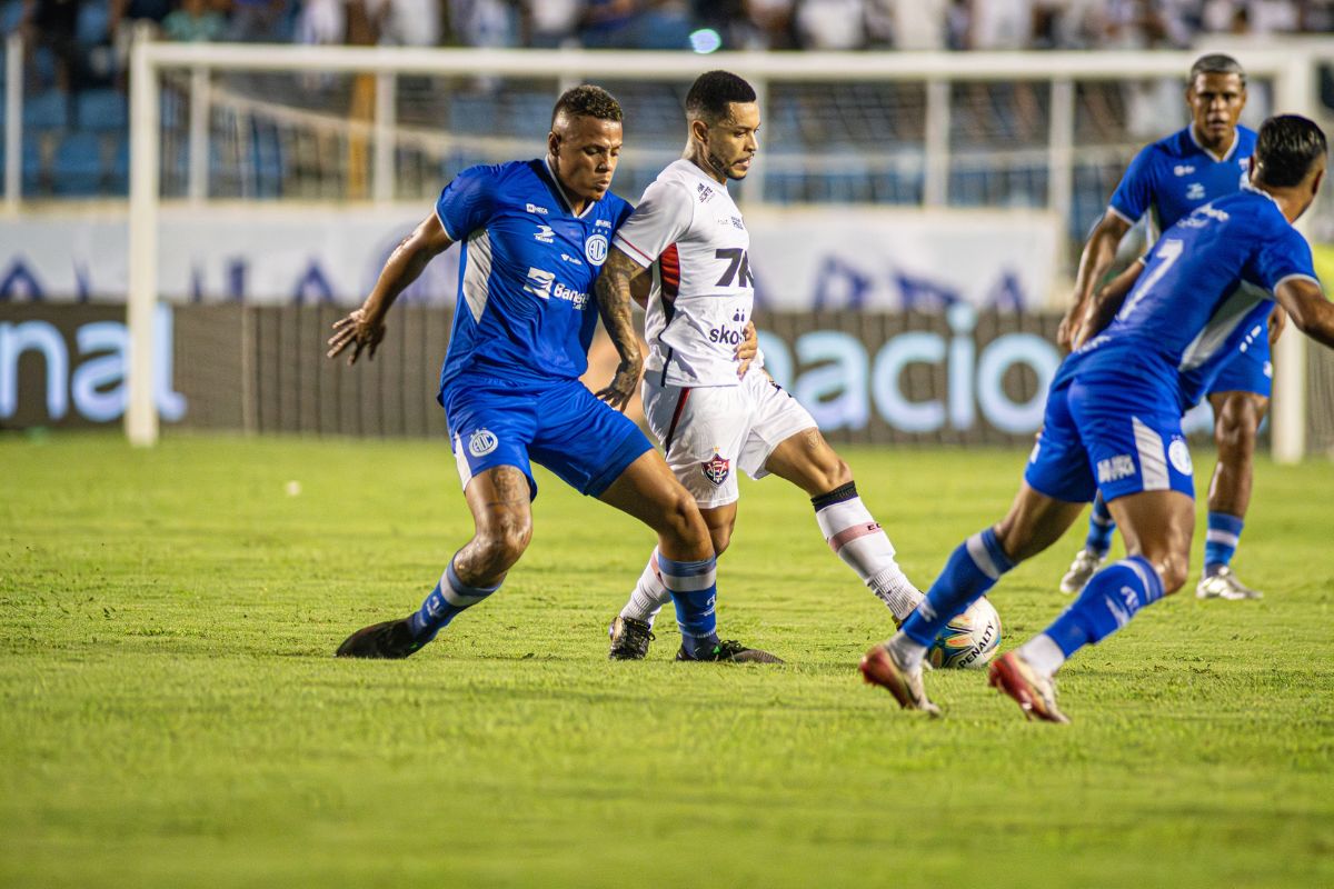 FICHA DO JOGO: Confiança 2x2 Vitória - Arena Rubro-Negra