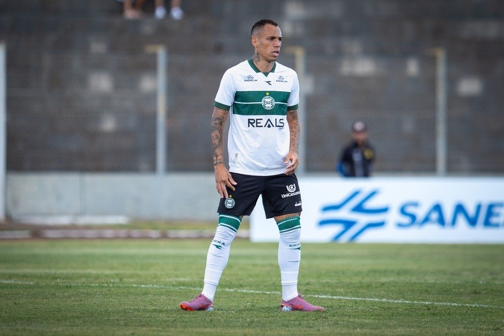 Coritiba perde 3 titulares para jogo contra o Vitória - Arena Rubro-Negra